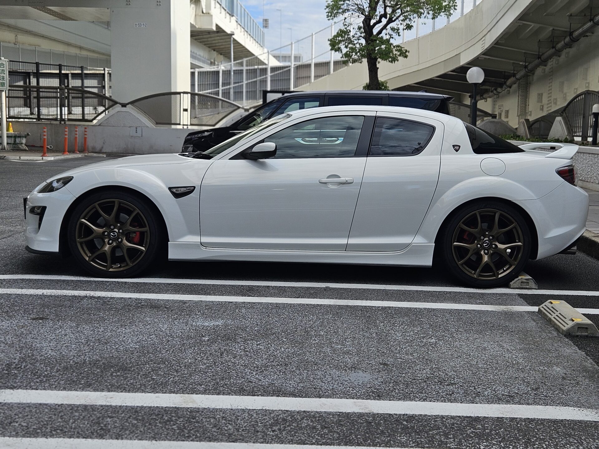 【ENDLESS FUNCTION-IMA PS レビュー】価格相応かはわからないけどきっといい車高調【RX8 エンドレス 車高調 街乗り】 - J-CarLife